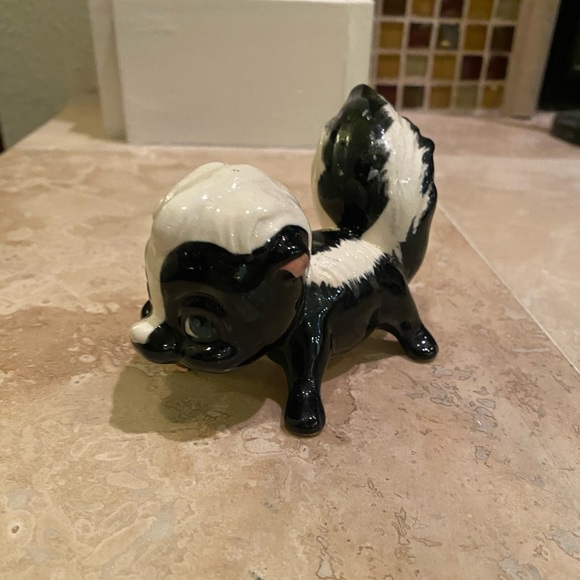 Accents | Vintage Ceramic Skunks 195s Mid Century Decor Vintage Skunk ...